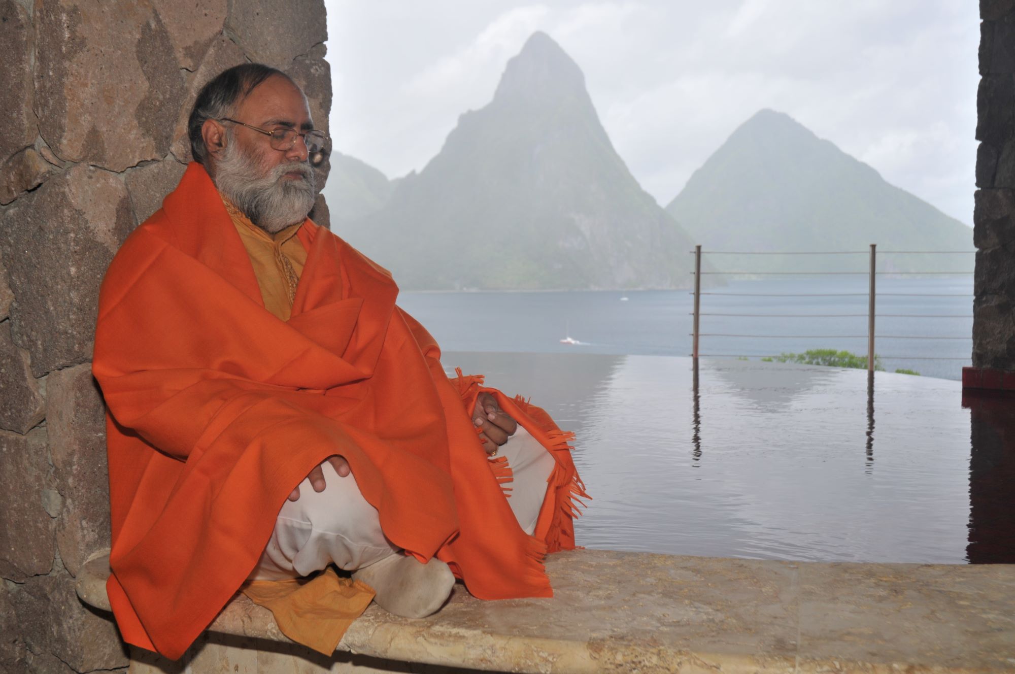 Master's mysterious ways of healing - Jagadguru MahaBrahmrishi Shree ...