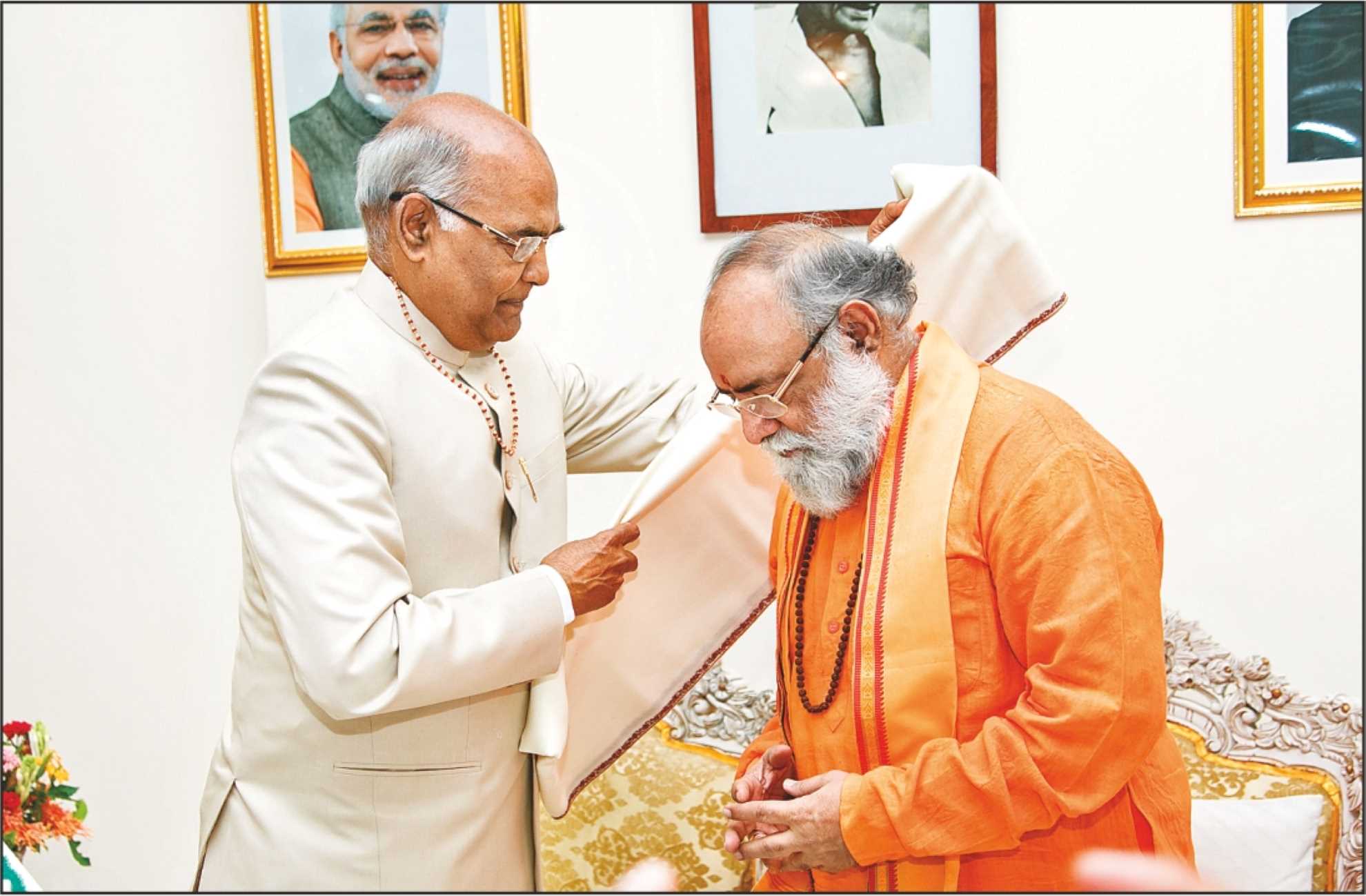 Jagadguru MahaBrahmrishi Shree Kumar Swami ji - Spiritual Leader